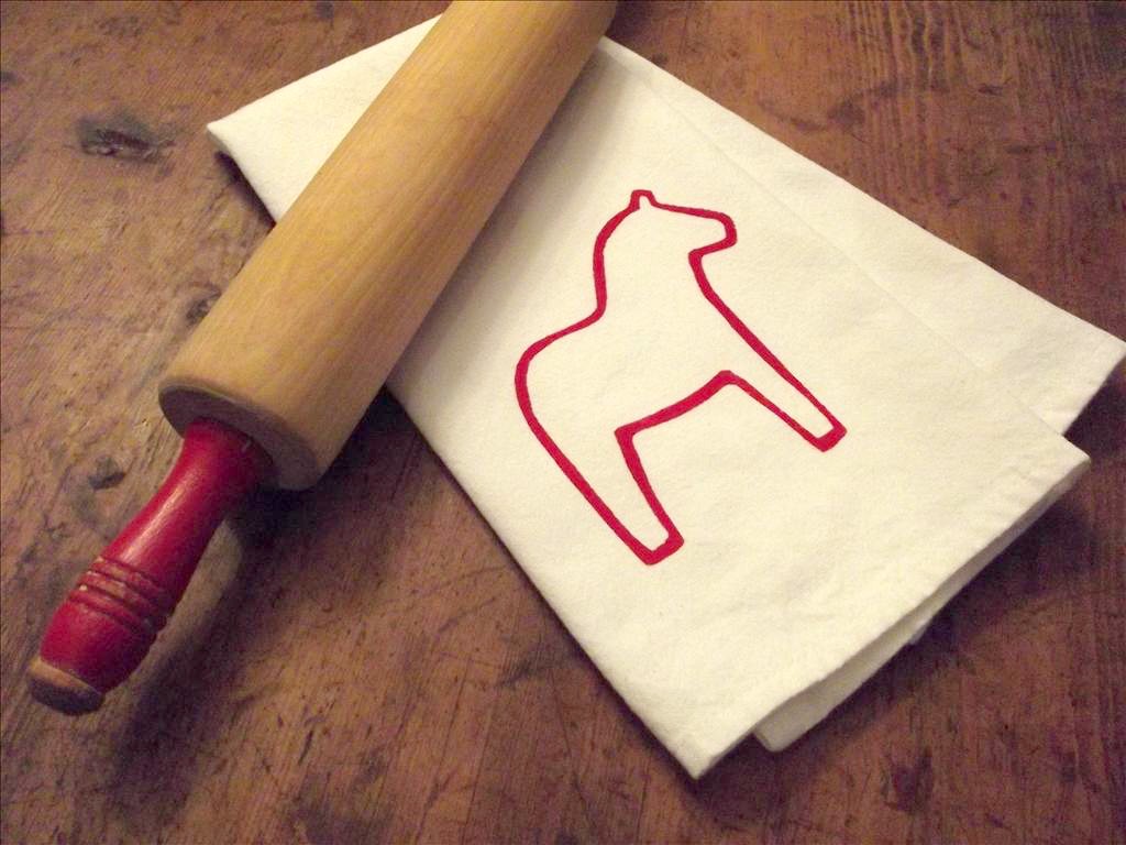 Dala Horse Dish Towel — Swedish Country Interiors