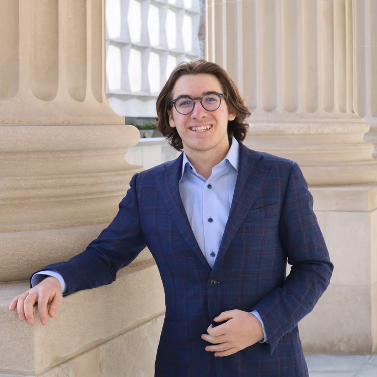 About Us — Yale Model United Nations