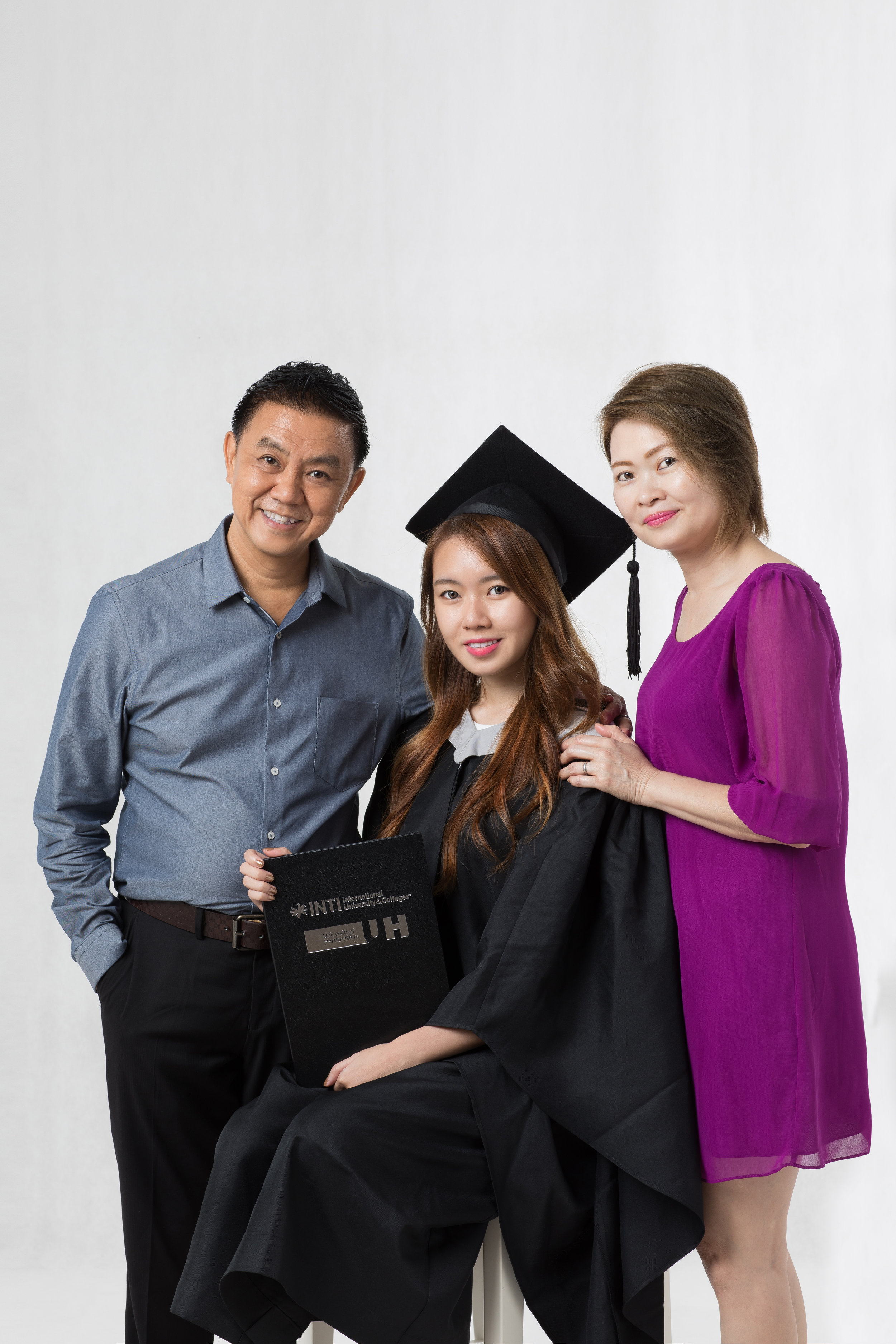 Family & Graduation Photo Studio in Subang Jaya — Arch & Vow Studio ...