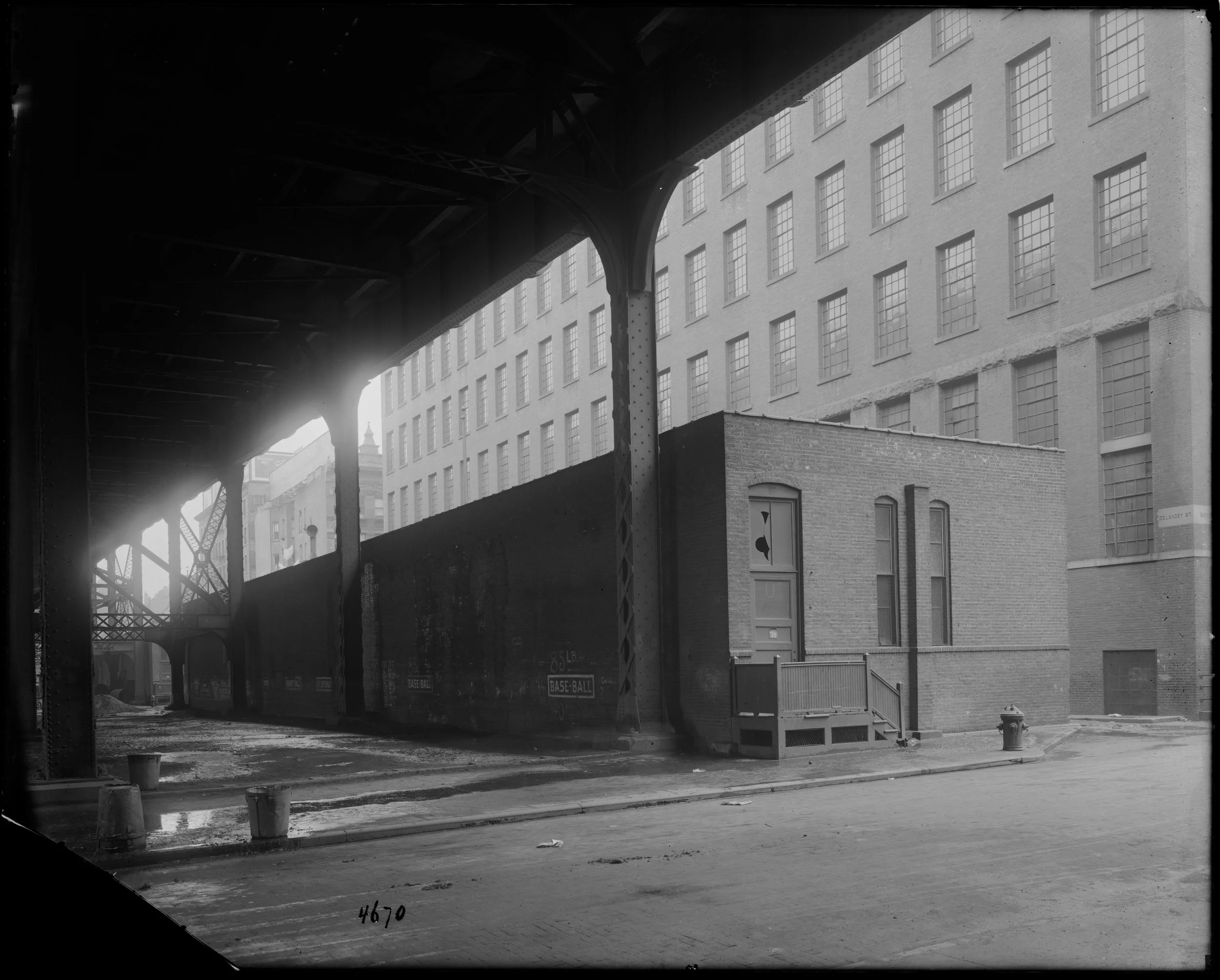 The Curious Case of the Lighting of the Williamsburg Bridge — NYC ...