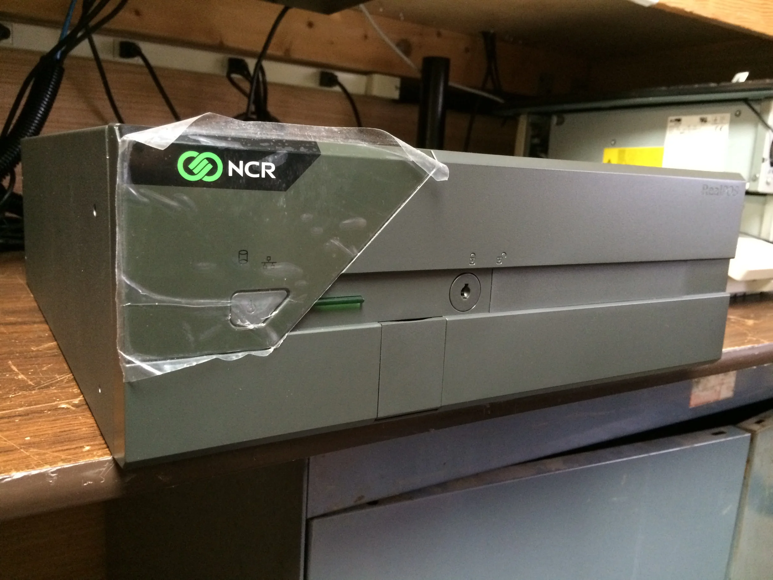 NCR RealPOS 82XRT — Retail Systems Inc