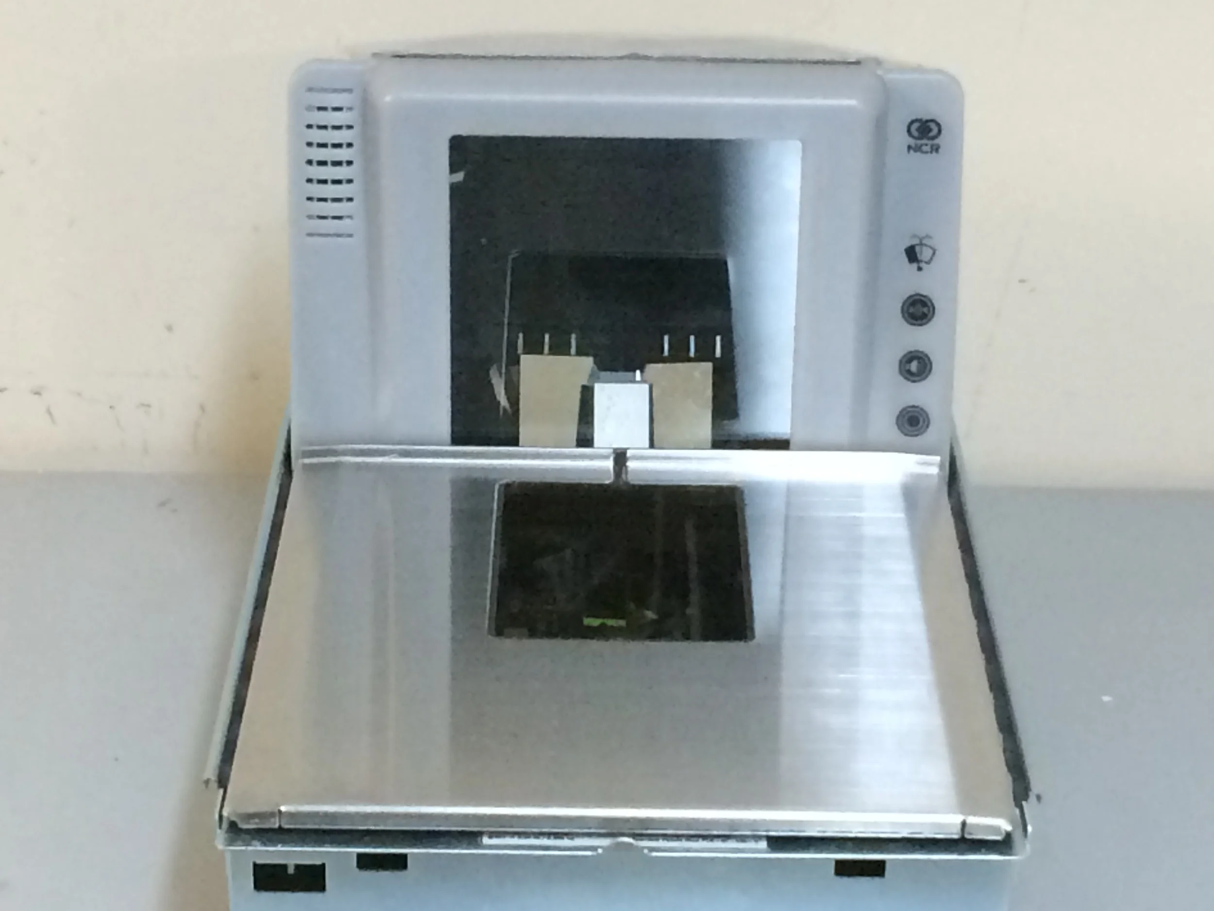 NCR RealScan 78 Scanner/Scale — Retail Systems Inc