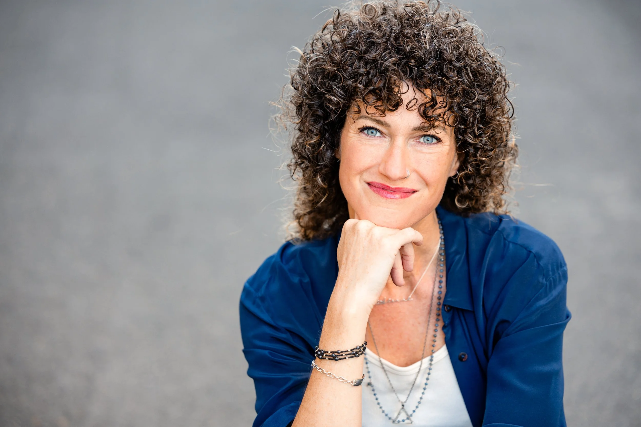 Alanna Kaivalya :: Author, Business Owner — mw