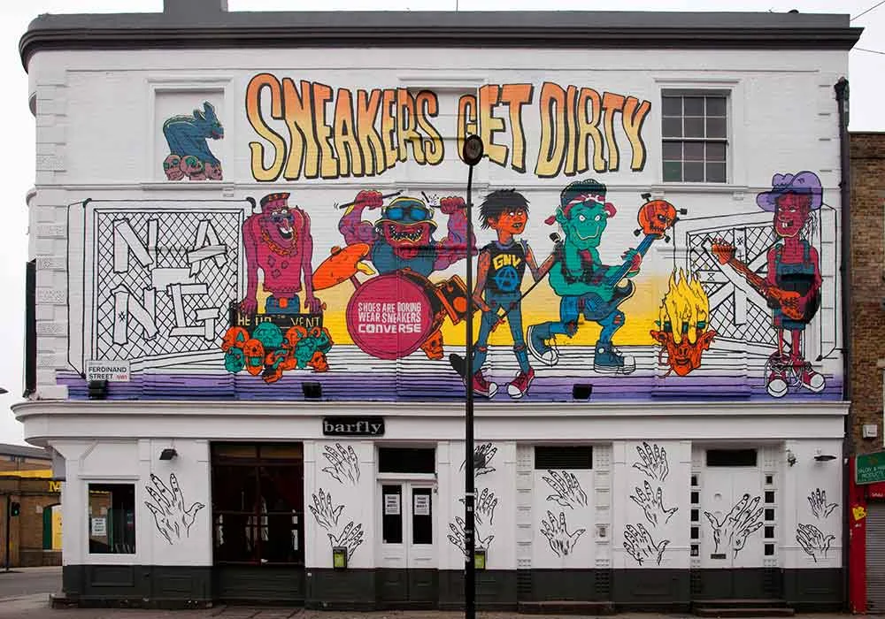 Cons: Shoes Are Boring