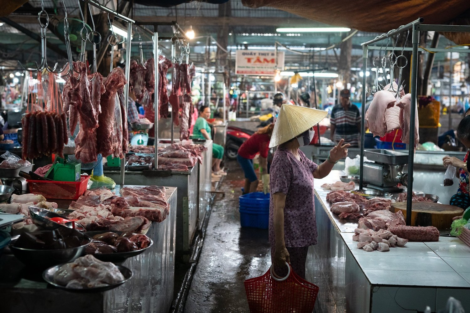 Hoi An Market Photographs – Authentic Vietnam Open Air Market Images ...