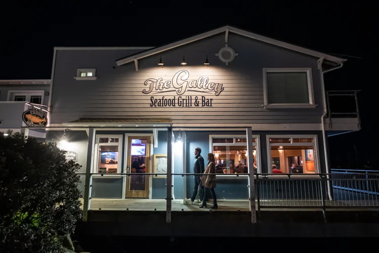 WHERE TO EAT (AND DRINK) IN MORRO BAY IN 2020 — Traveling Newlyweds