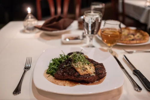 WHERE TO EAT (AND DRINK) IN MORRO BAY IN 2020 — Traveling Newlyweds