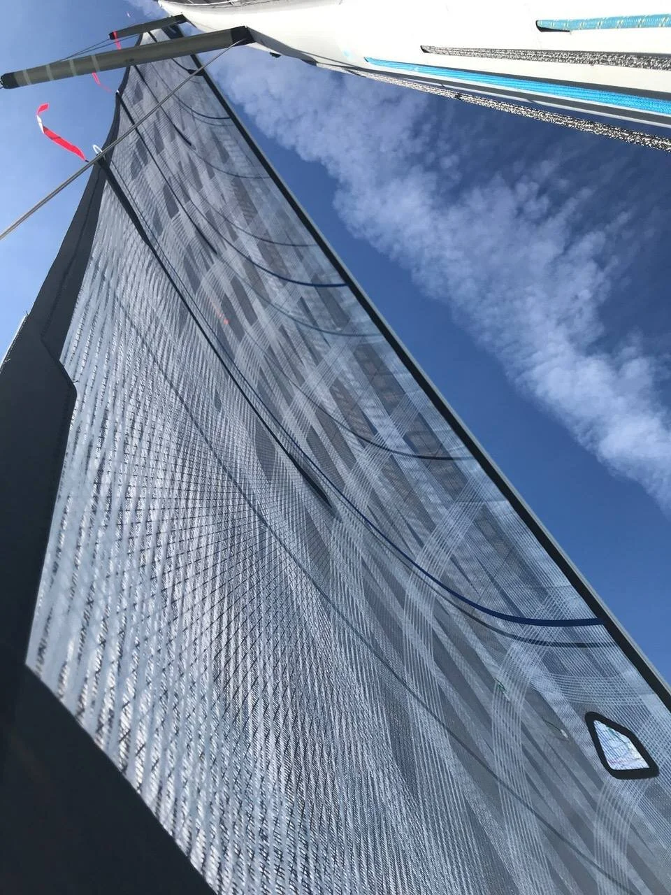 How to Sail Fast: Top 10 Sail Trim Tips - UK Sailmakers