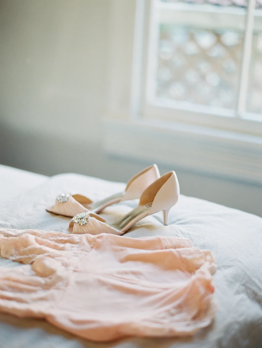 The Morning of at Mirabelle Cafe & Suites — A Lowcountry Wedding Blog ...