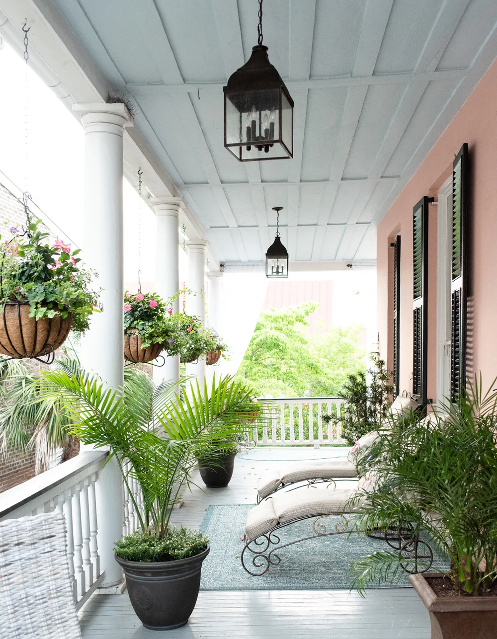 Charming Charleston Wedding at The Parsonage — A Lowcountry Wedding ...