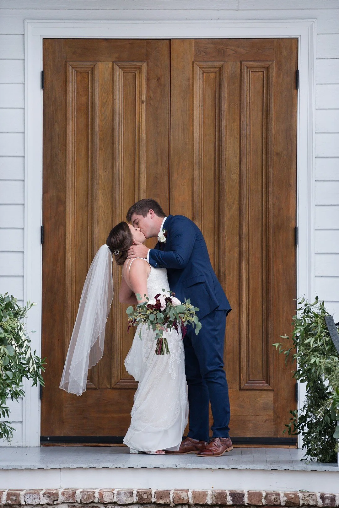 Navy & Burgundy Wedding at Brays Island — A Lowcountry Wedding Blog ...