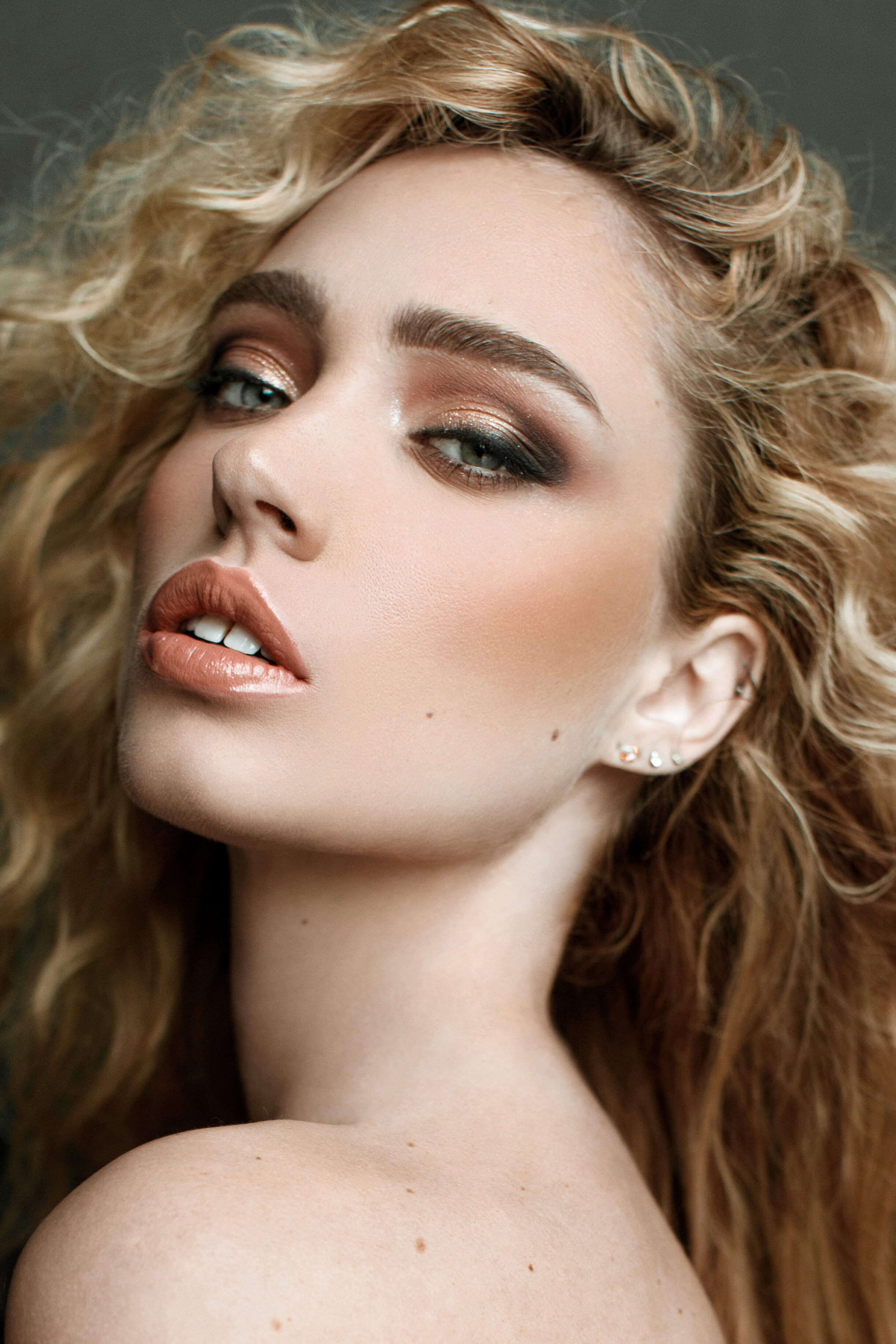 ALEXX MAYO