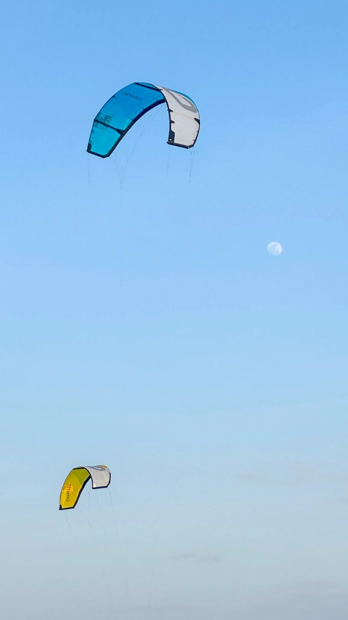 H2O EXTREME - Kitesurfing in Diani Beach!