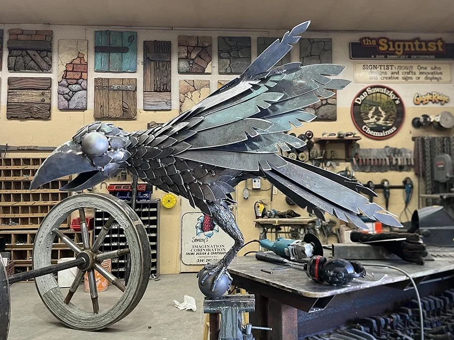Crow sculpture — Imagination Corporation