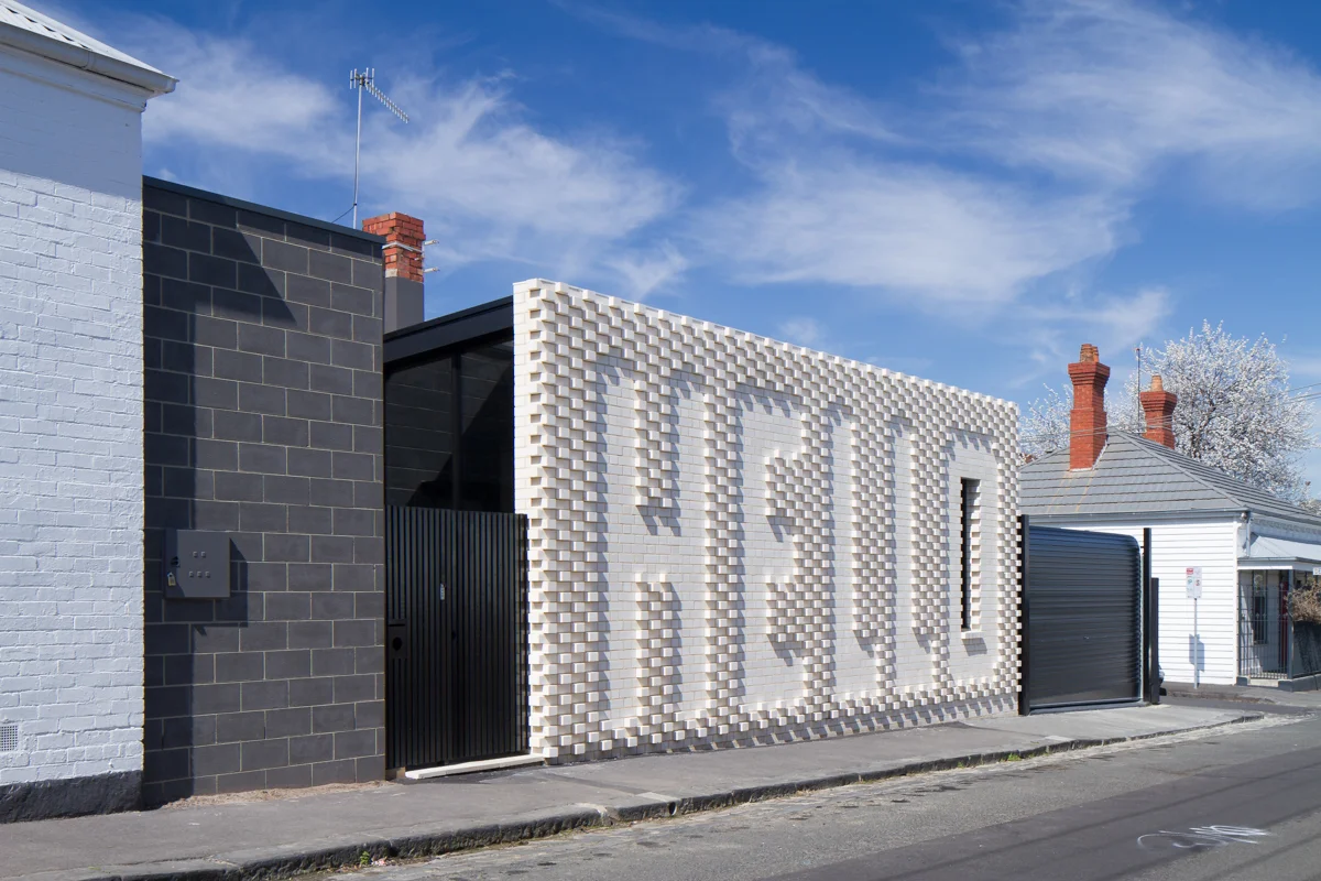 HELLO HOUSE — OOF! architecture