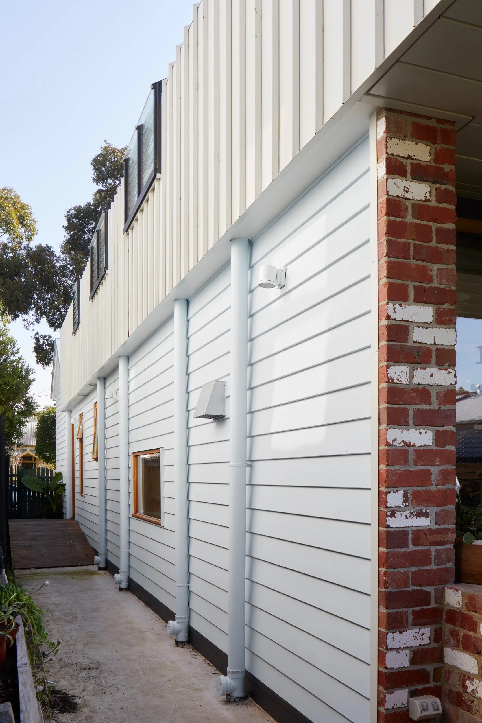 GANTRY HOUSE — OOF! architecture