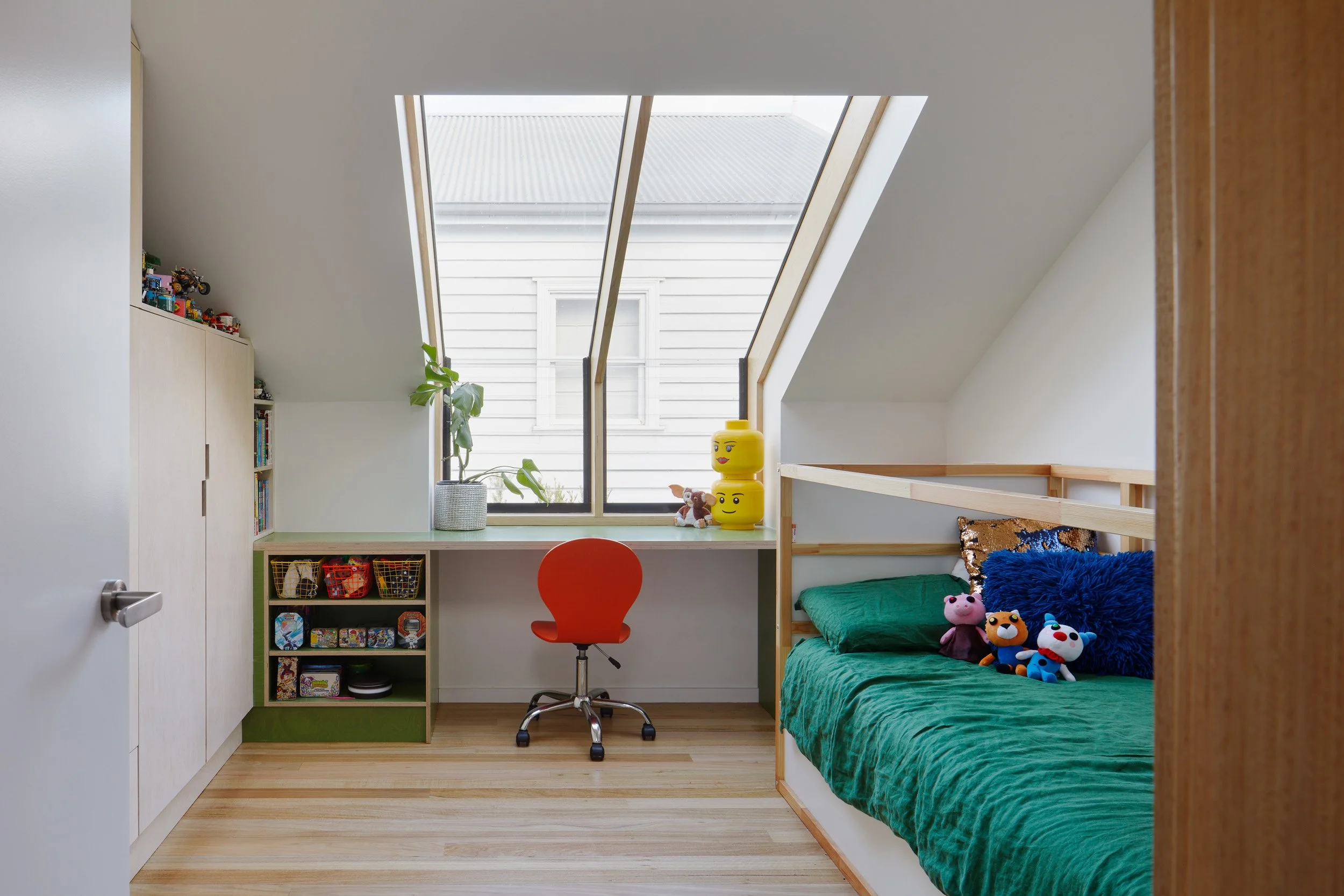 GANTRY HOUSE — OOF! architecture