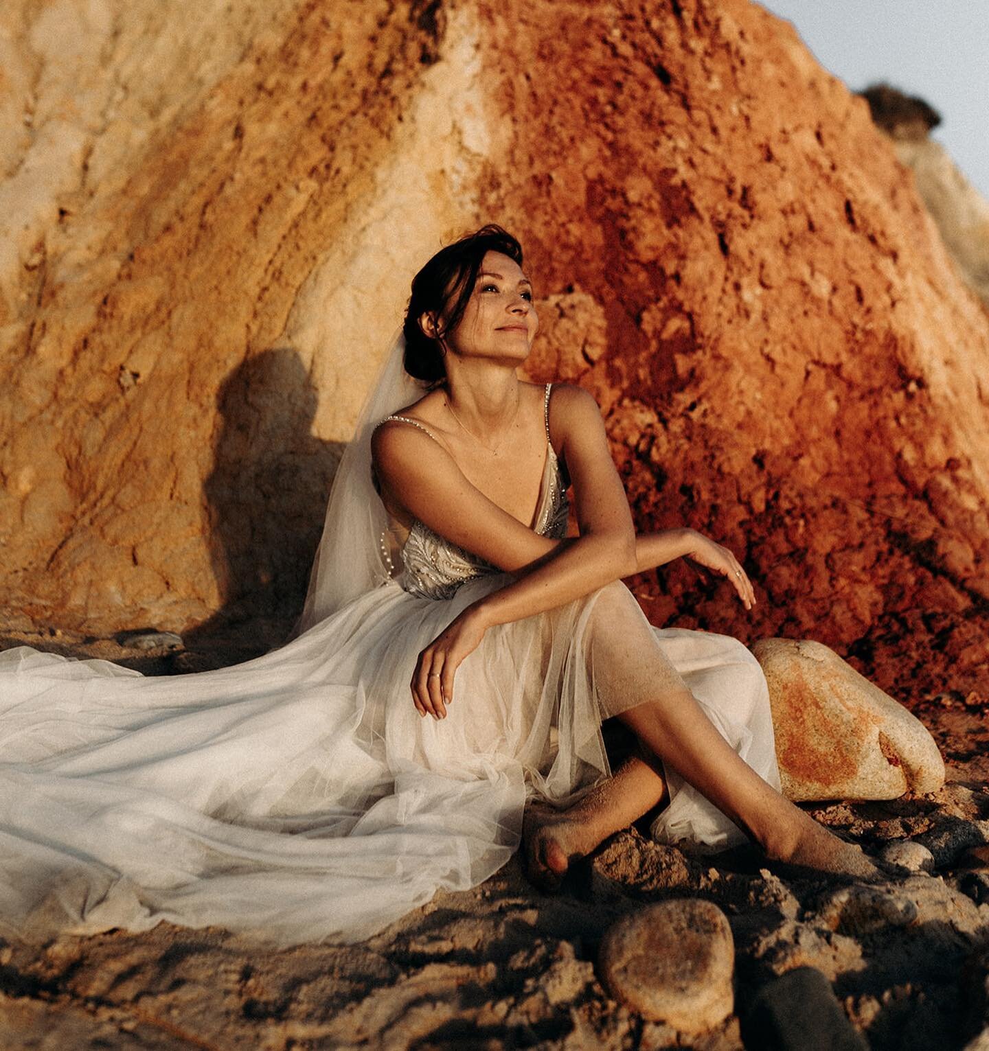 Larisa Stinga- Weddings, Elopements and Portrait Photography