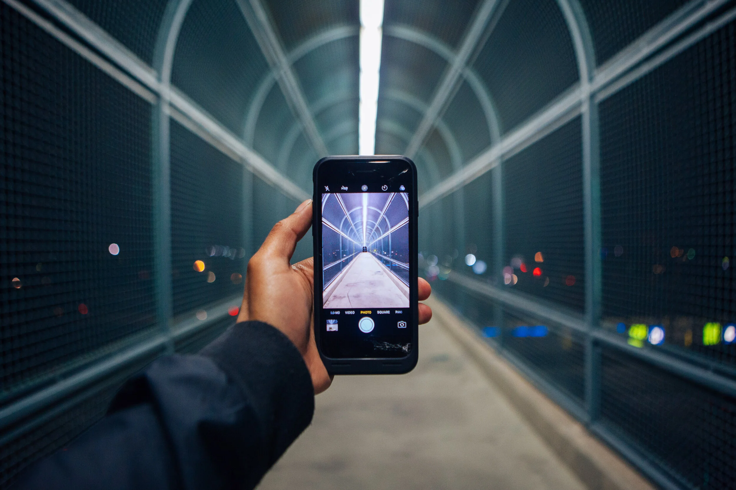 Capturing Intimacy: Smartphone Photography Tips During Wedding