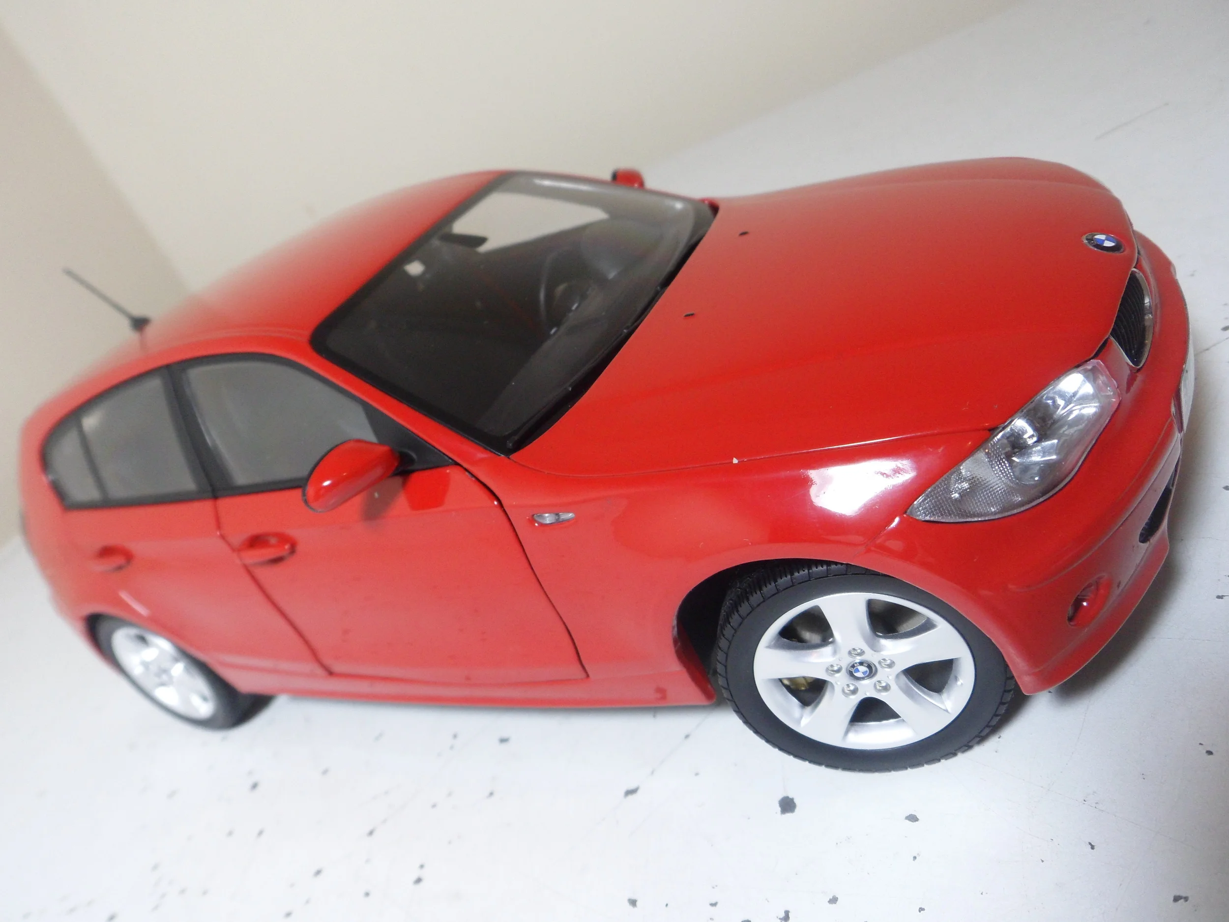 BMW 120i By Kyosho 1:18 scale boxed — CS-DIECAST-TUNING