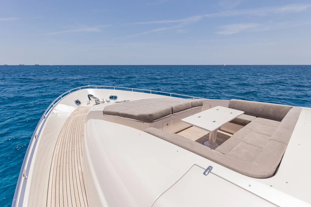 White Metallic Pershing 92 - For Sale - South Florida — Chris Coughlin ...