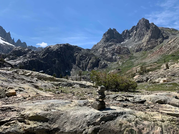The Ultimate Guide to Hiking Minaret Lake (in the Sierras) — She Dreams ...