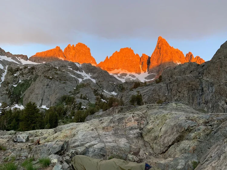 The Ultimate Guide to Hiking Minaret Lake (in the Sierras) — She Dreams ...