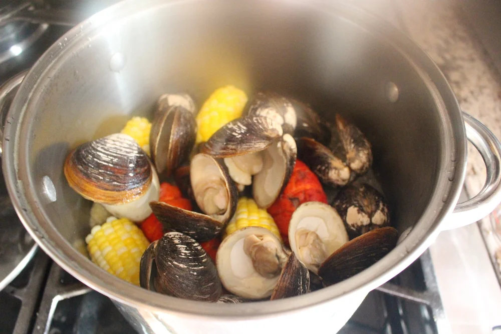 Kitchen clambake — Me & The Moose