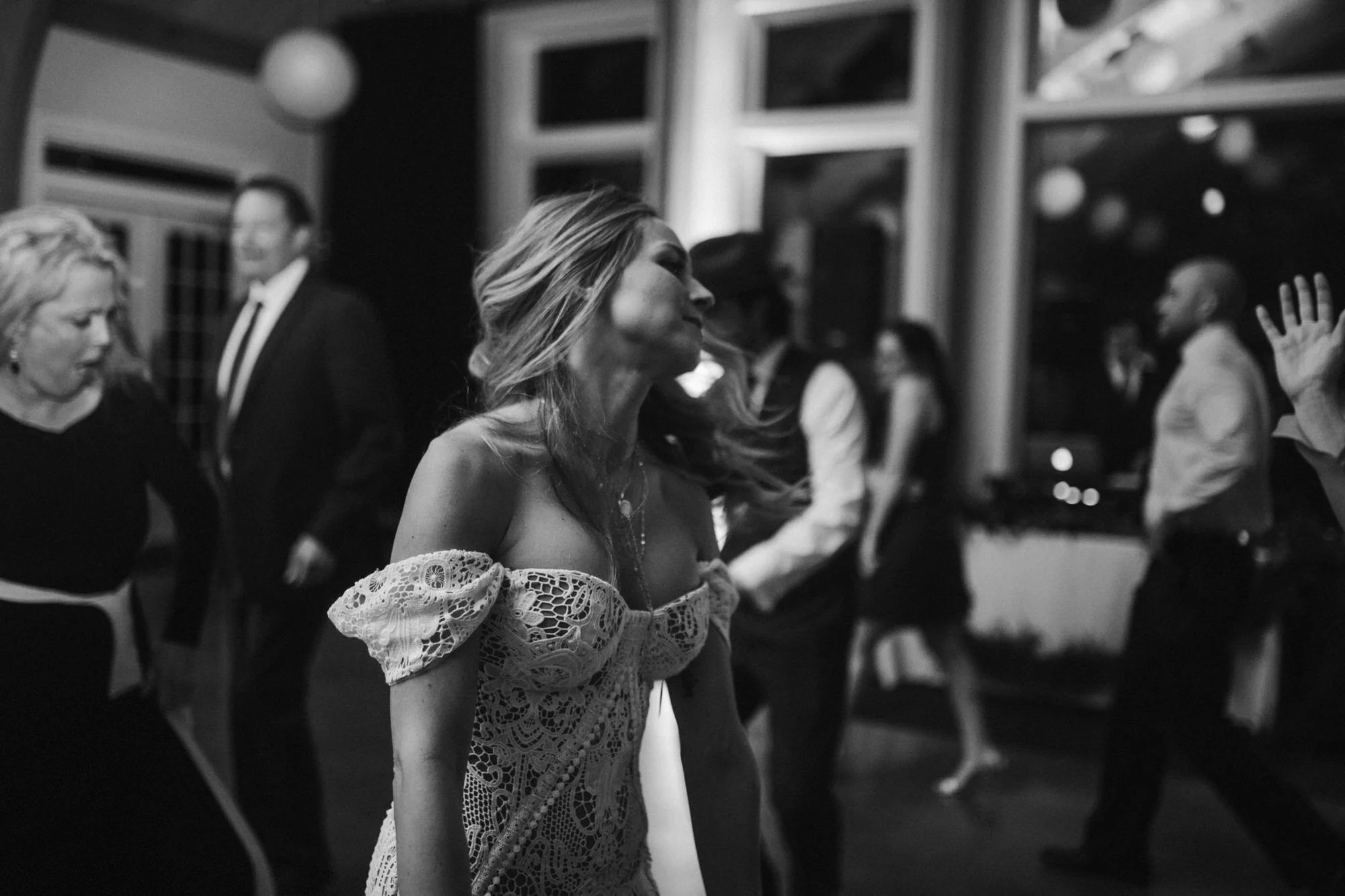 Full Moon Resort Wedding Photos - Autumn, Boho, Catskills - Hudson ...