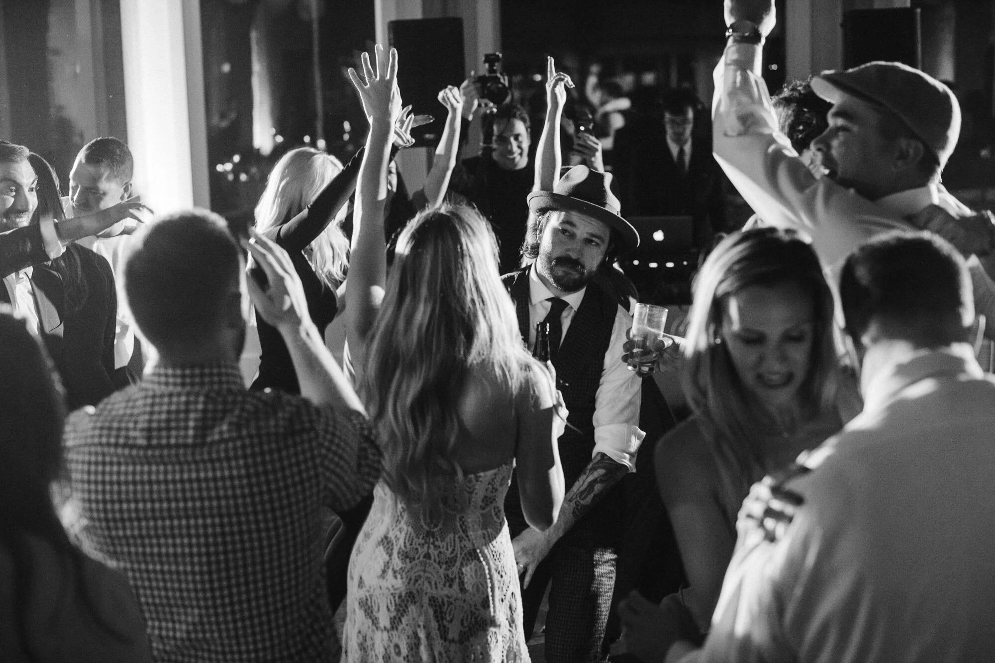 Full Moon Resort Wedding Photos - Autumn, Boho, Catskills - Hudson ...