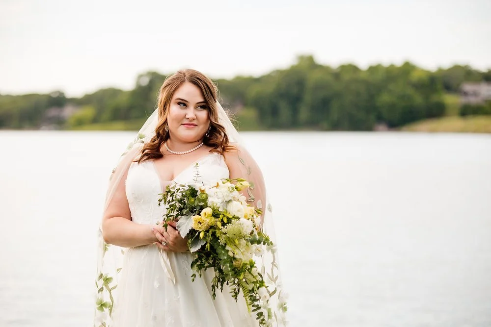 BOUQUET COLOR: WHITE — Rose Of Sharon Floral Design Studio