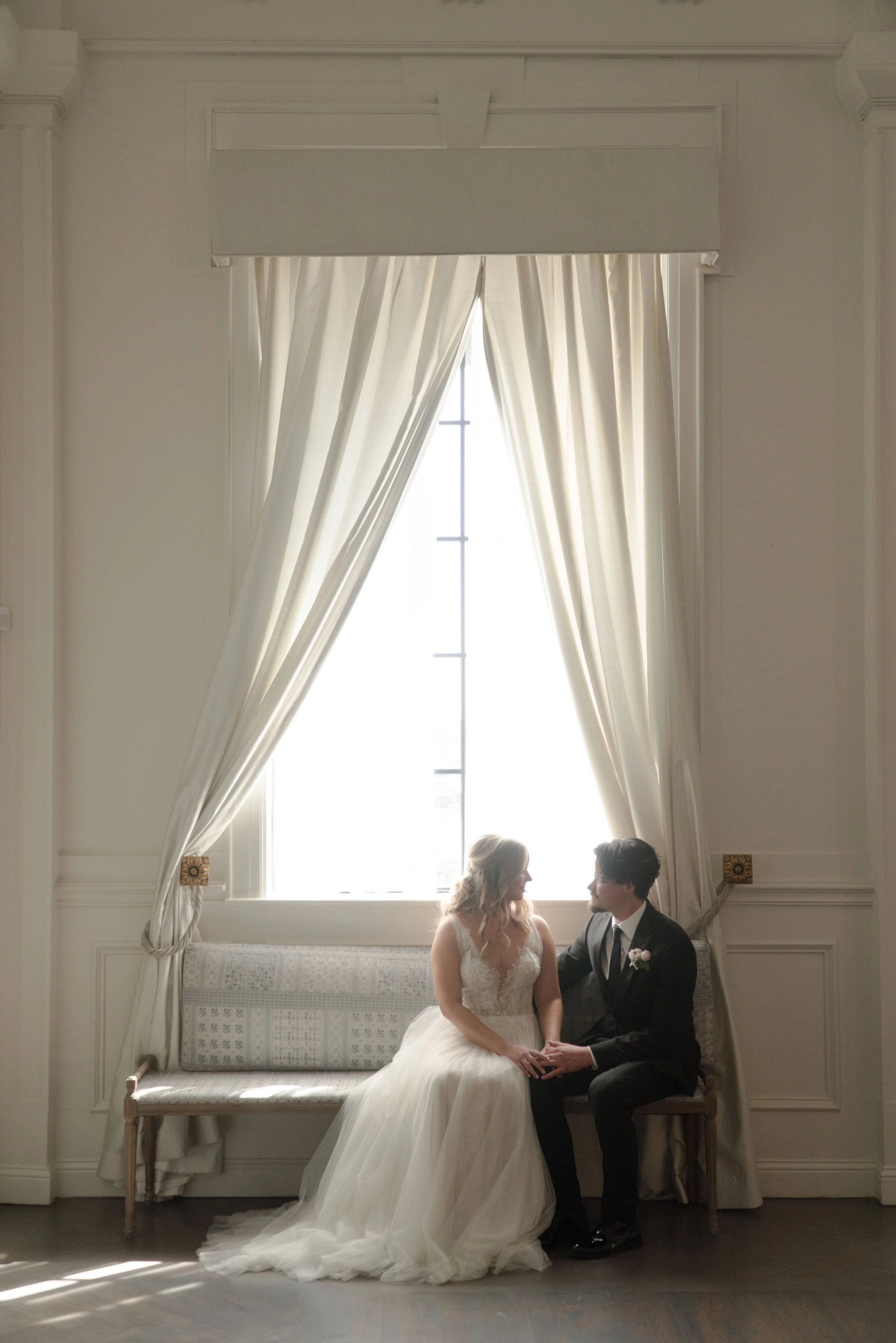 Jena + Ben's Romantic Spring Wedding at The Mason — Wedfully Yours ...