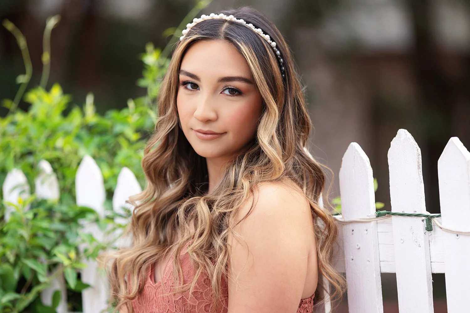 Gruene Senior Portraits / San Antonio Senior Photographer / Tori ...