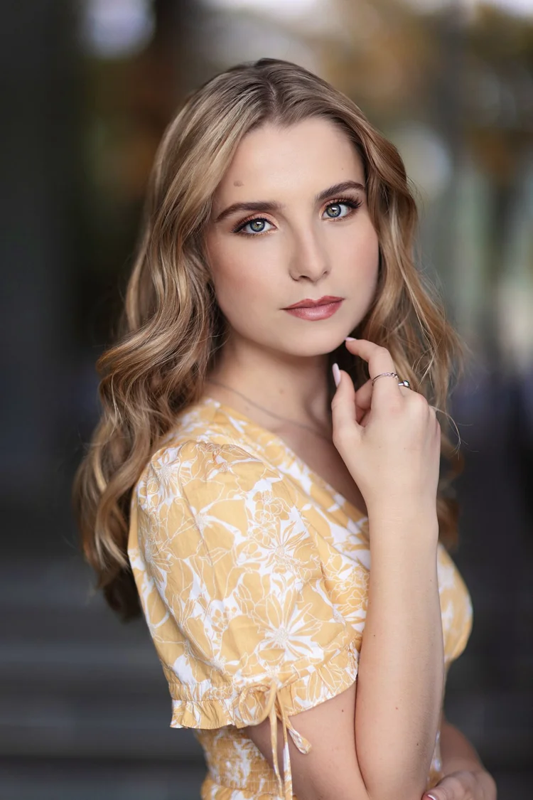 San Antonio Senior Photographer / McNay Art Museum Senior Portraits ...