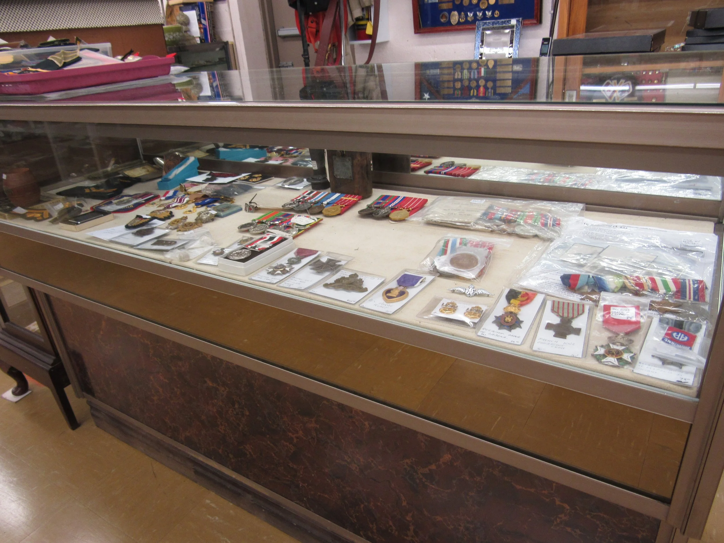 Collins Bay Flea Market