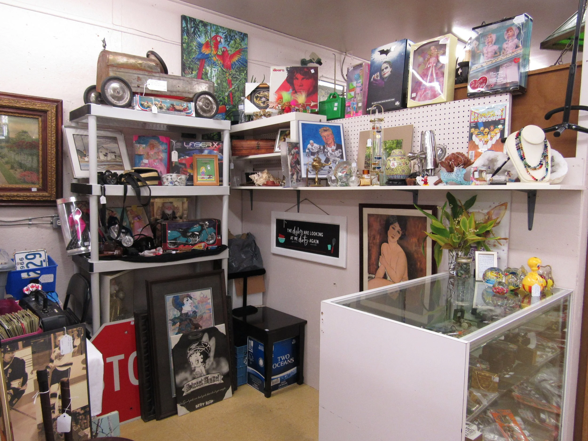 Collins Bay Flea Market