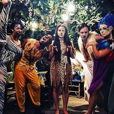 Club Mob - Bespoke Surprises, Dancing Waiters, Singing Waiters, Flash Mobs