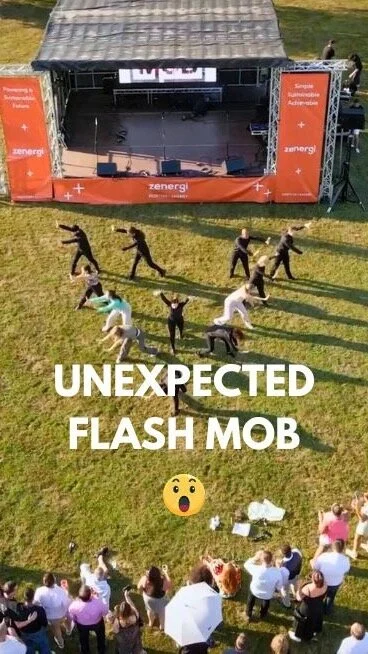 Club Mob - Bespoke Surprises, Dancing Waiters, Singing Waiters, Flash Mobs