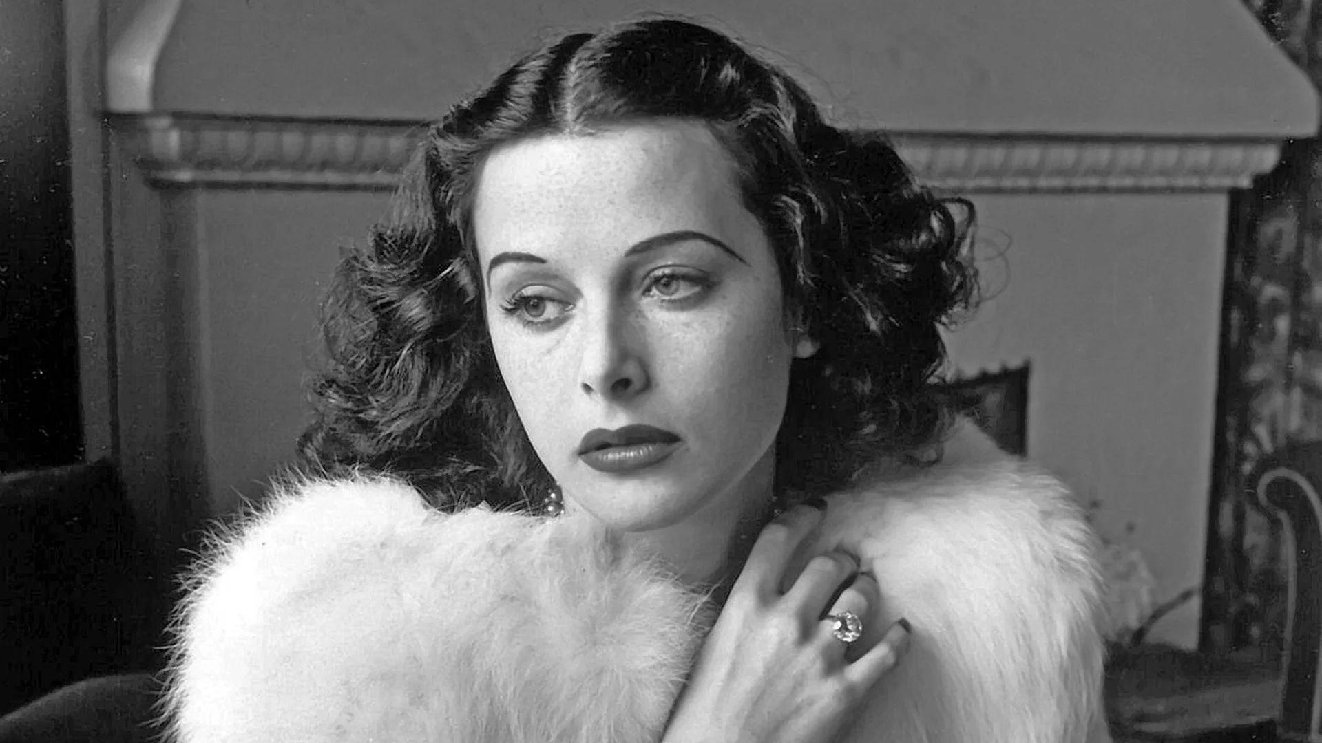 Bombshell: The Hedy Lamarr Story — Films We Like