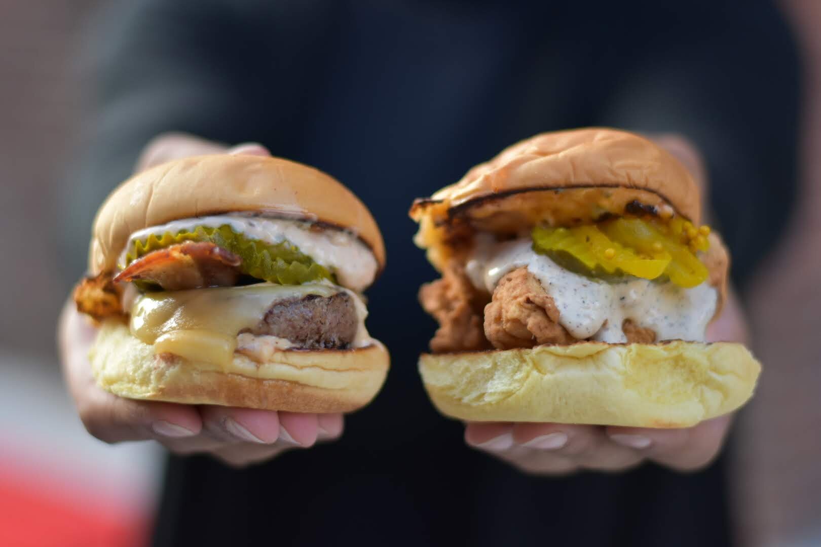 Chomp Kitchen and Drinks | Burgers, Sandwiches, Beer