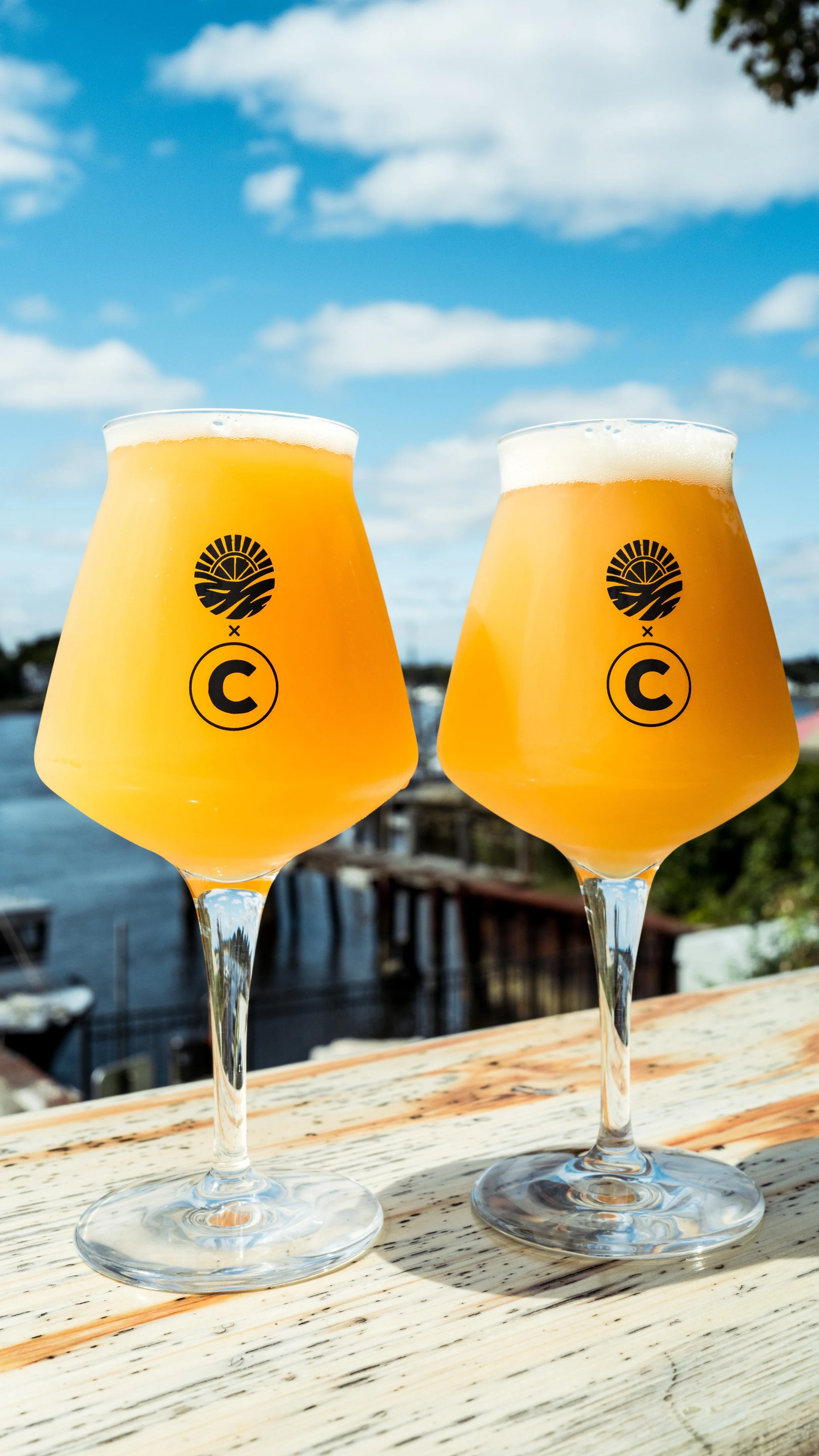 Chomp Kitchen and Drinks | Burgers, Sandwiches, Beer