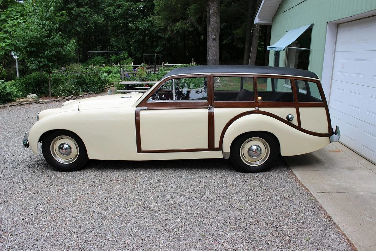 P2 Safari — The Allard Register