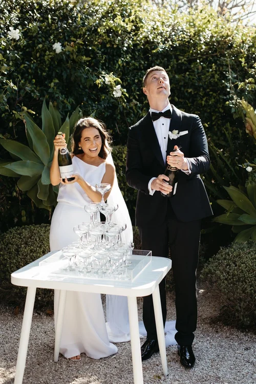 Emma & Tom — THE WEDDING SHED | HIRE & STYLE