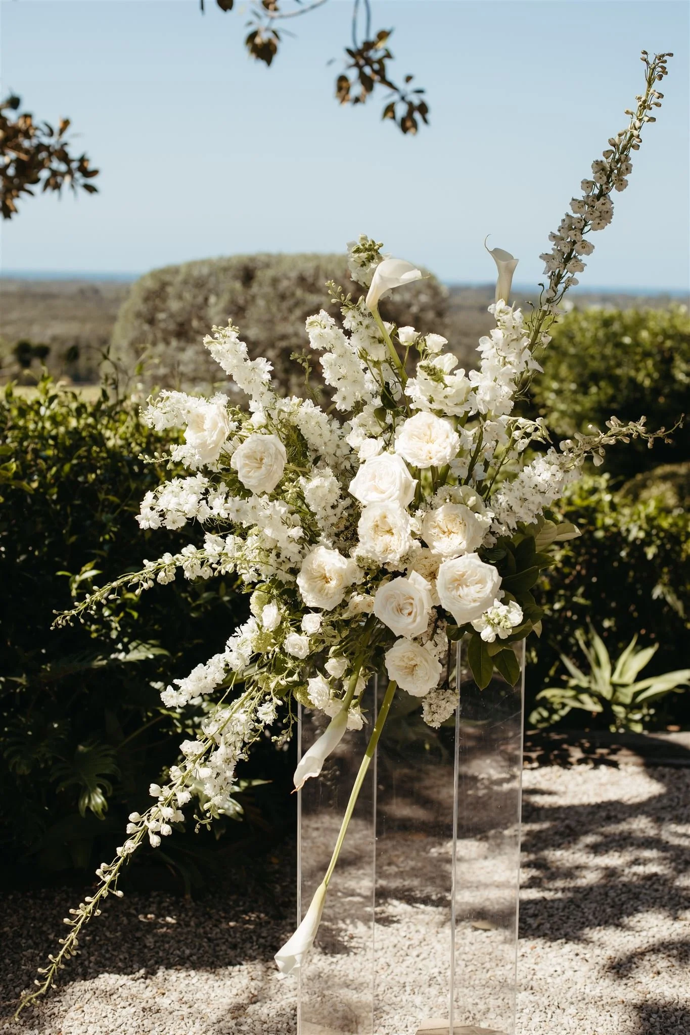 Emma & Tom — THE WEDDING SHED | HIRE & STYLE