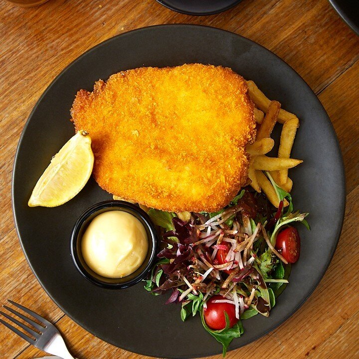 The Bay Hotel & Diner