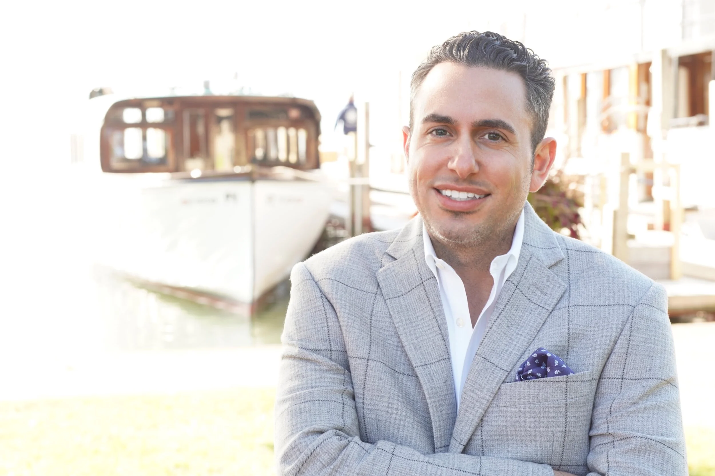 ABOUT — Michael DeRosa Exchange Lifestyle Real Estate | Buy and Sell Unique Properties | New ...