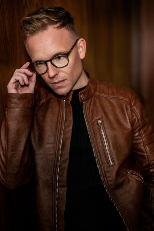 Biography — Adrian Petriw