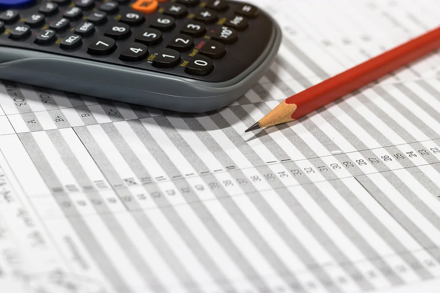 Extra credits as an educational resource, and how to make the best of ...