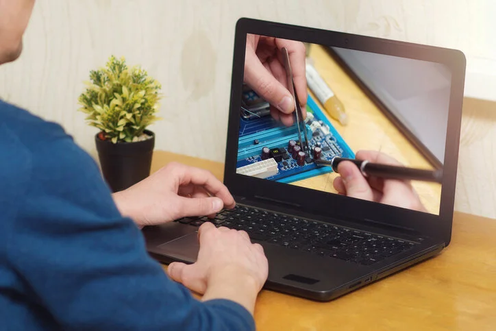 Using 3 Cameras for Teaching Microelectronics and Welding — Observatory ...