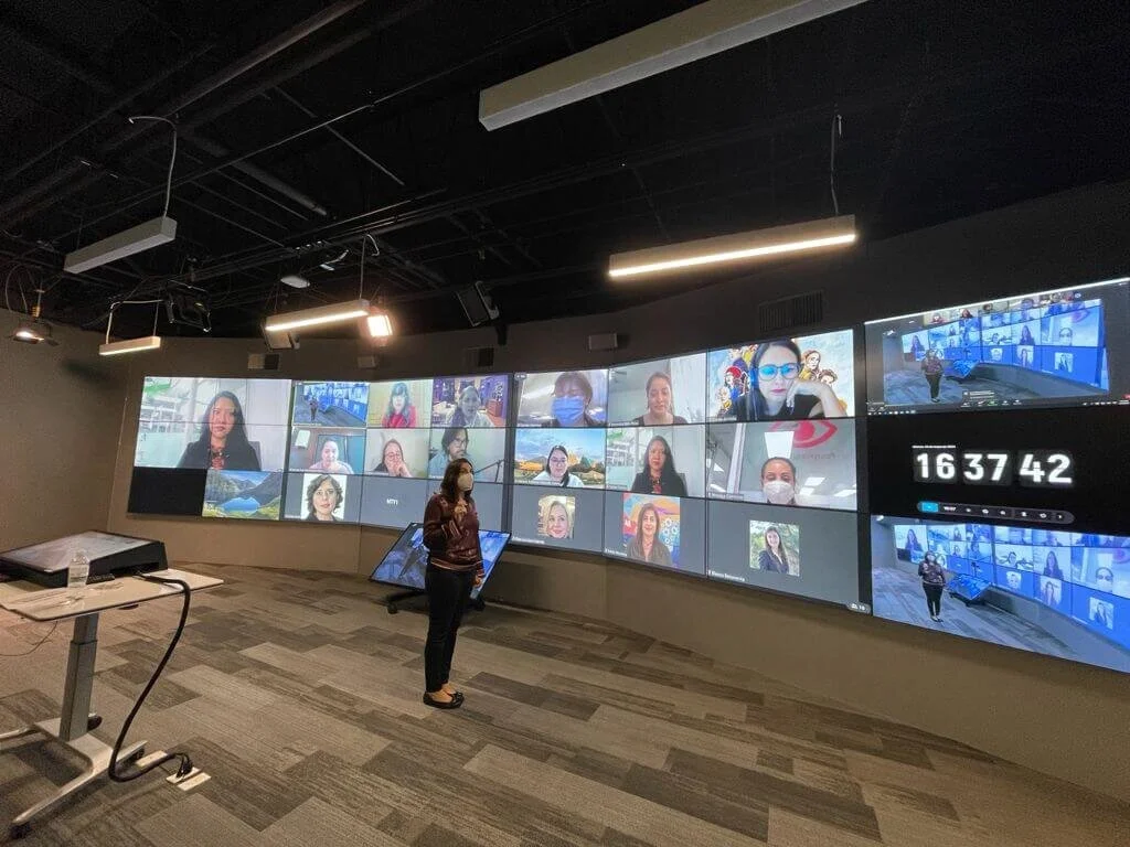 Hall Immersive Room: The Classroom of the Future is Now a Reality ...